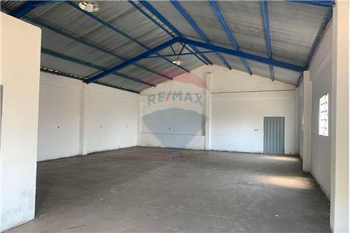 Alquilo tinglado o deposito en Ypane. Ref #J9DB61 - infocasas.com.py