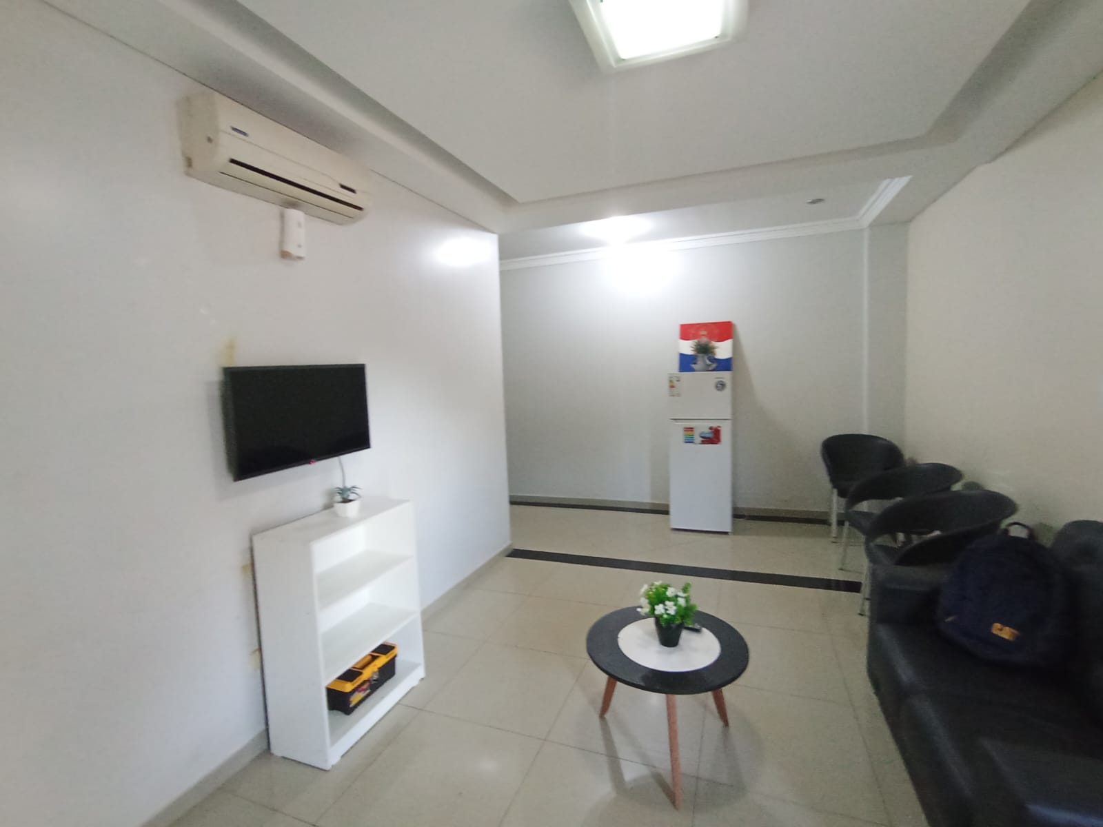 ALQUILO DUPLEX DE 3 DORMITORIOS EN EDIFICIO, BARRIO SAN JOSE. Ref #D60209 - infocasas.com.py