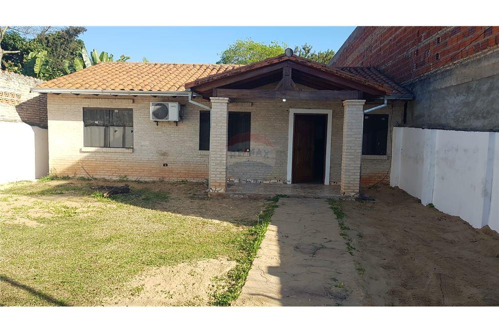 ALQUILO CASA EN LUQUE . Ref #Q4C67C - infocasas.com.py