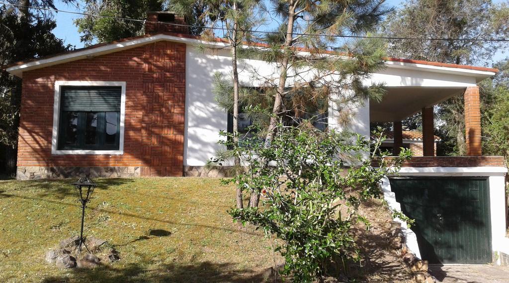 ALQUILER ANUAL, PIRIAPOLIS, BARRIO COUNTRY. Ref #J7019D - infocasas.com.uy