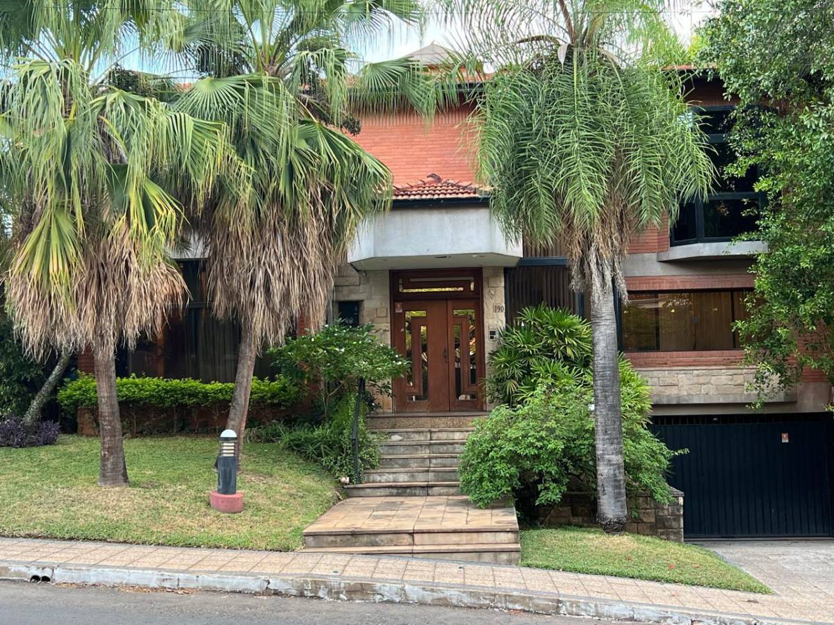 Alquilo residencia con o sin muebles en barrio Manora. Ref #I6DE60