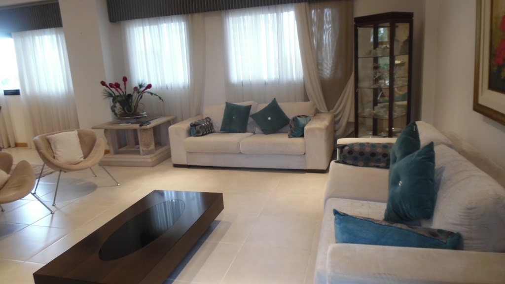 Alquiló Penth house Amoblado . Ref #Z8739