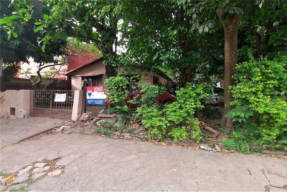 SE VENDE TERRENO EN BARRIO MBURUCUYÁ, 15X25M.. Ref #H73B05 - infocasas.com.py