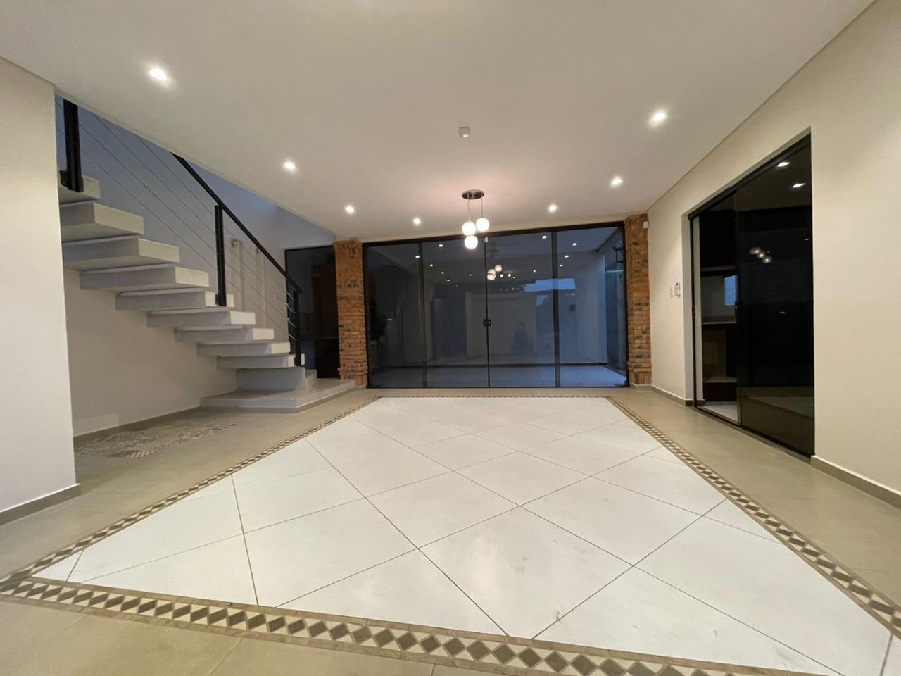 Alquilo Hermoso Duplex con Piscina. Ref #TD9092 - infocasas.com.py