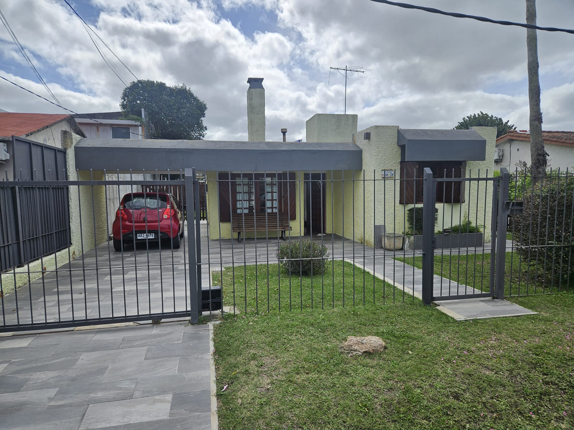 Hermosa Casa de 3 Dormitorios en Solymar Sur con Barbacoa!!!. Ref #TF42B5 - infocasas.com.uy