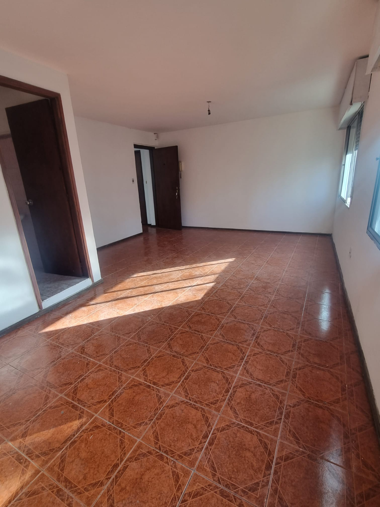 Jose E Rodo y Blanes piso 2 gc 1900 PORTO, SURA, ANDA Y CGN a pasos ...