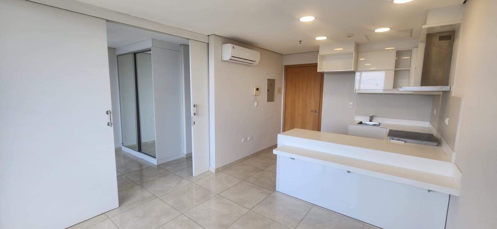 ALQUILO DEPARTAMENTO DE 1 DORMITORIO - BO. YCUA SATI. Ref #HFABFC - infocasas.com.py