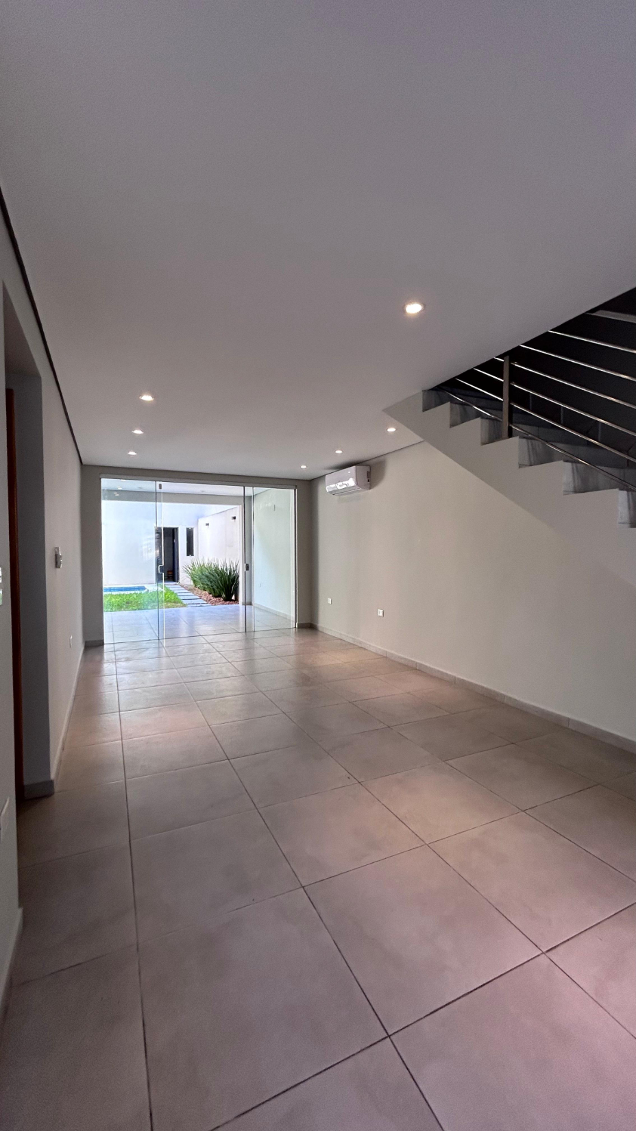 Alquilo Duplex de 3 Habitaciones en Suite. Mburucuya. COD 068. Ref #K679FD - infocasas.com.py