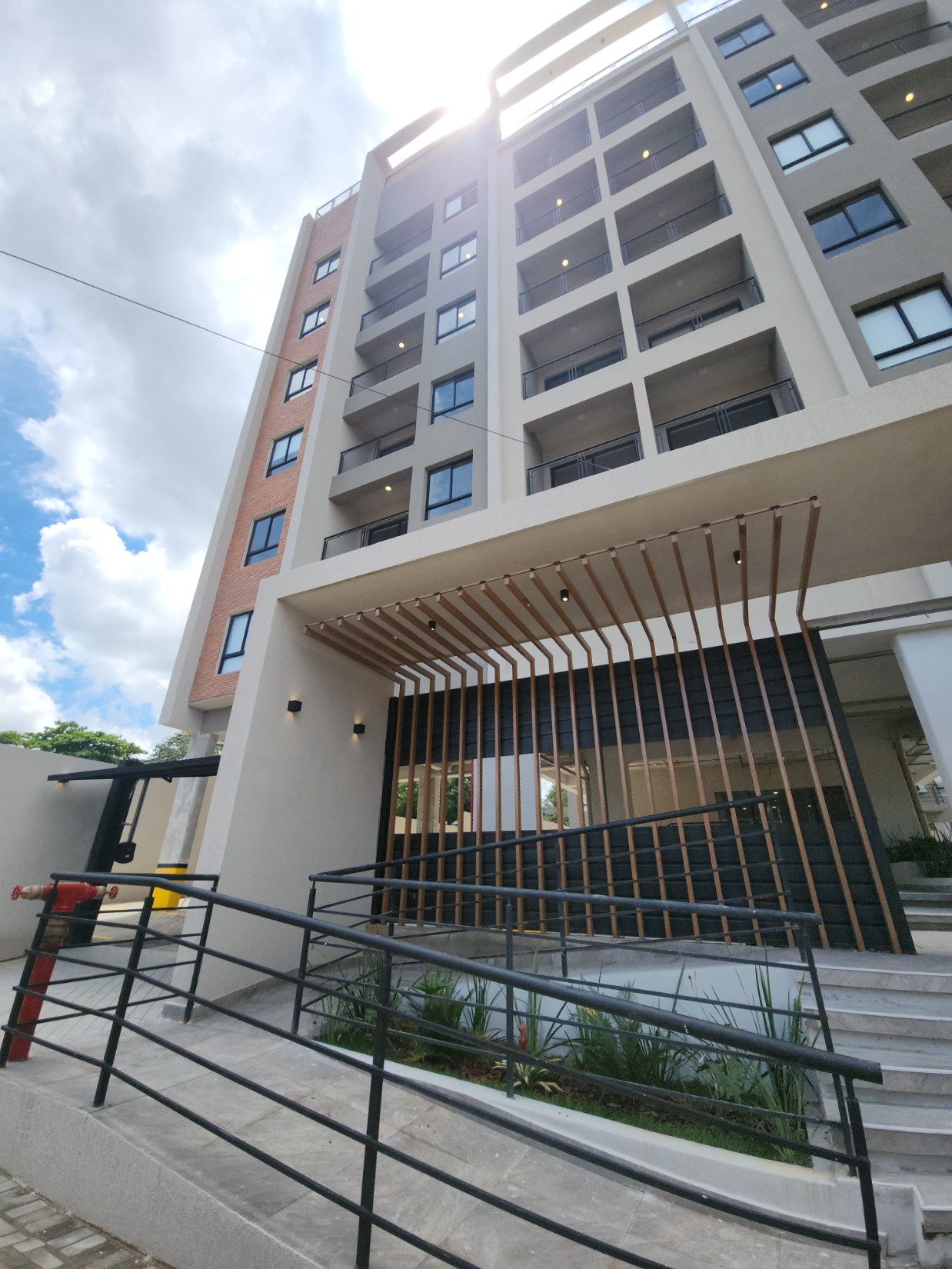 ALQUILO DEPARTAMENTO EDIFICIO ELEVA 1 by ZUBA. Ref #Q2470E