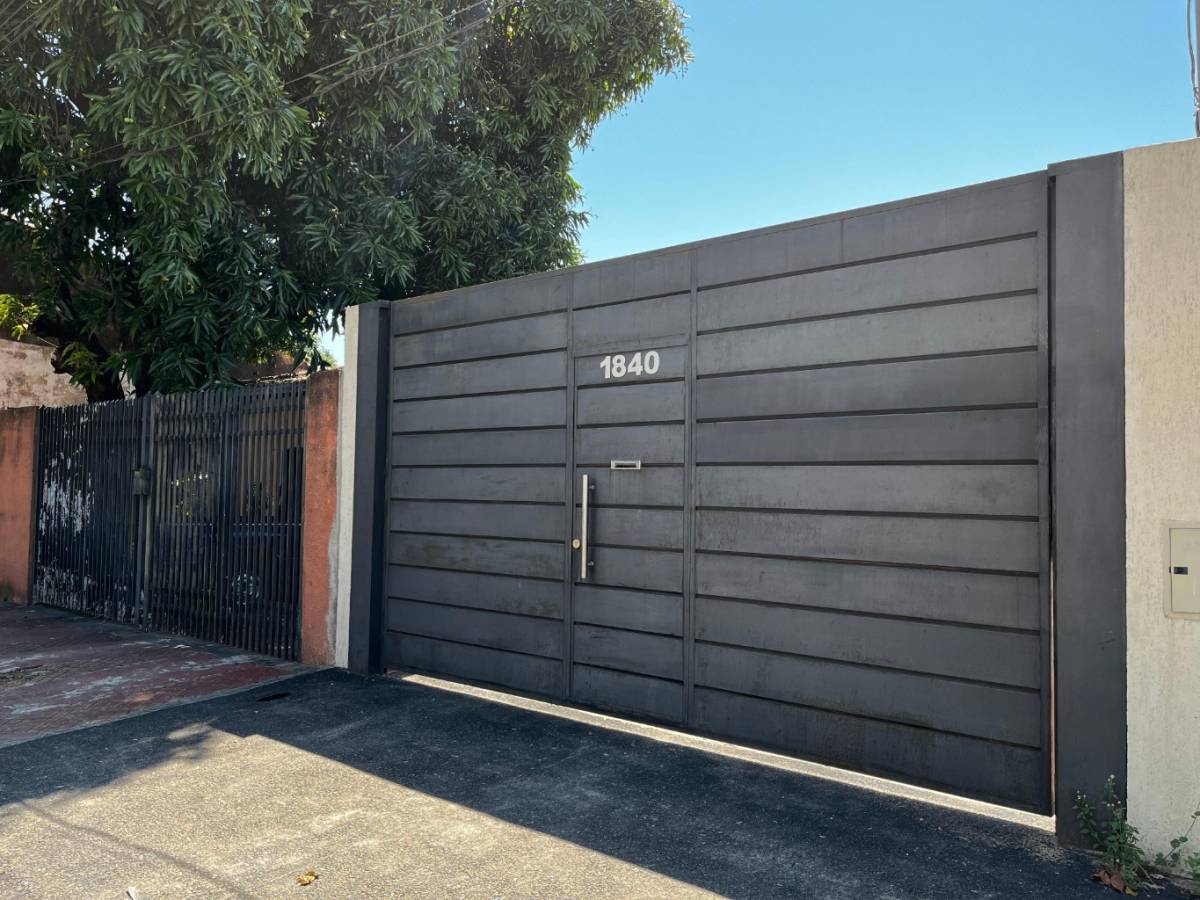 ALQUILO CASA AMOBLADA - A PASOS DEL COLEGIO CRISTO REY. Ref #DB797F