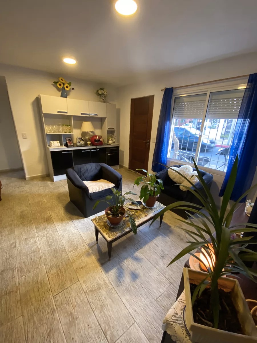 Casa 2 dormitorios Centro Maldonado. Ref #UCAF4D - infocasas.com.uy