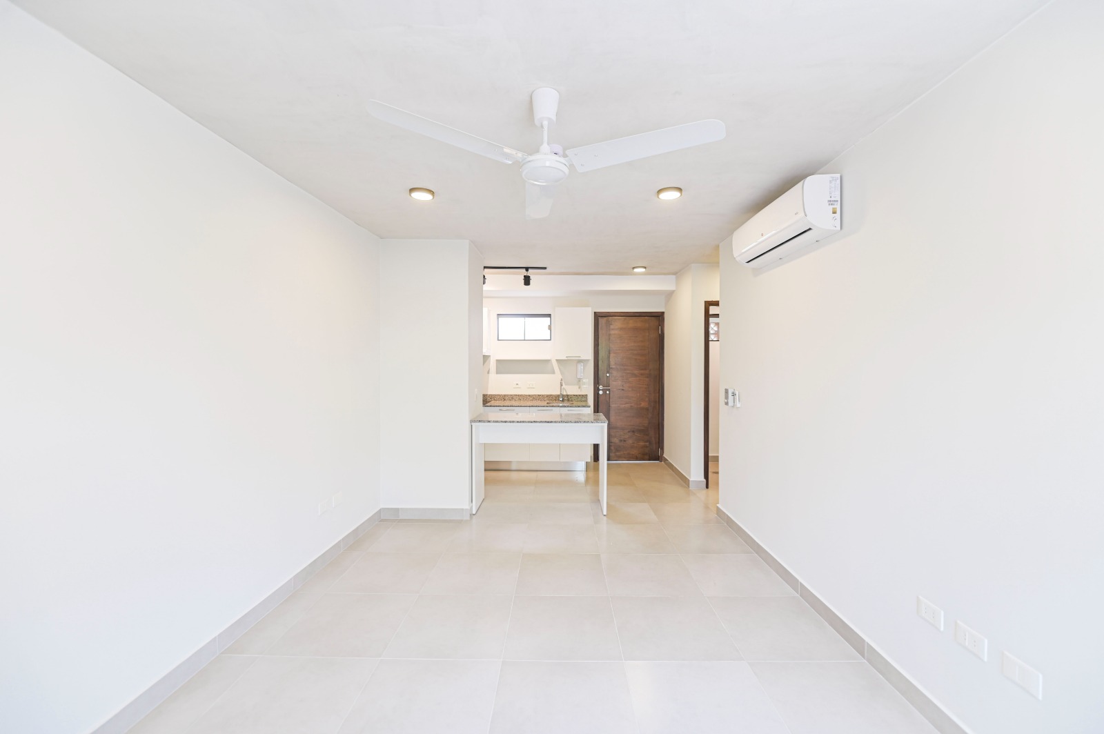 ALQUILO DEPARTAMENTO A ESTRENAR EN FERNANDO DE LA MORA ZONA NORTE. Ref #E8C5EF - infocasas.com.py