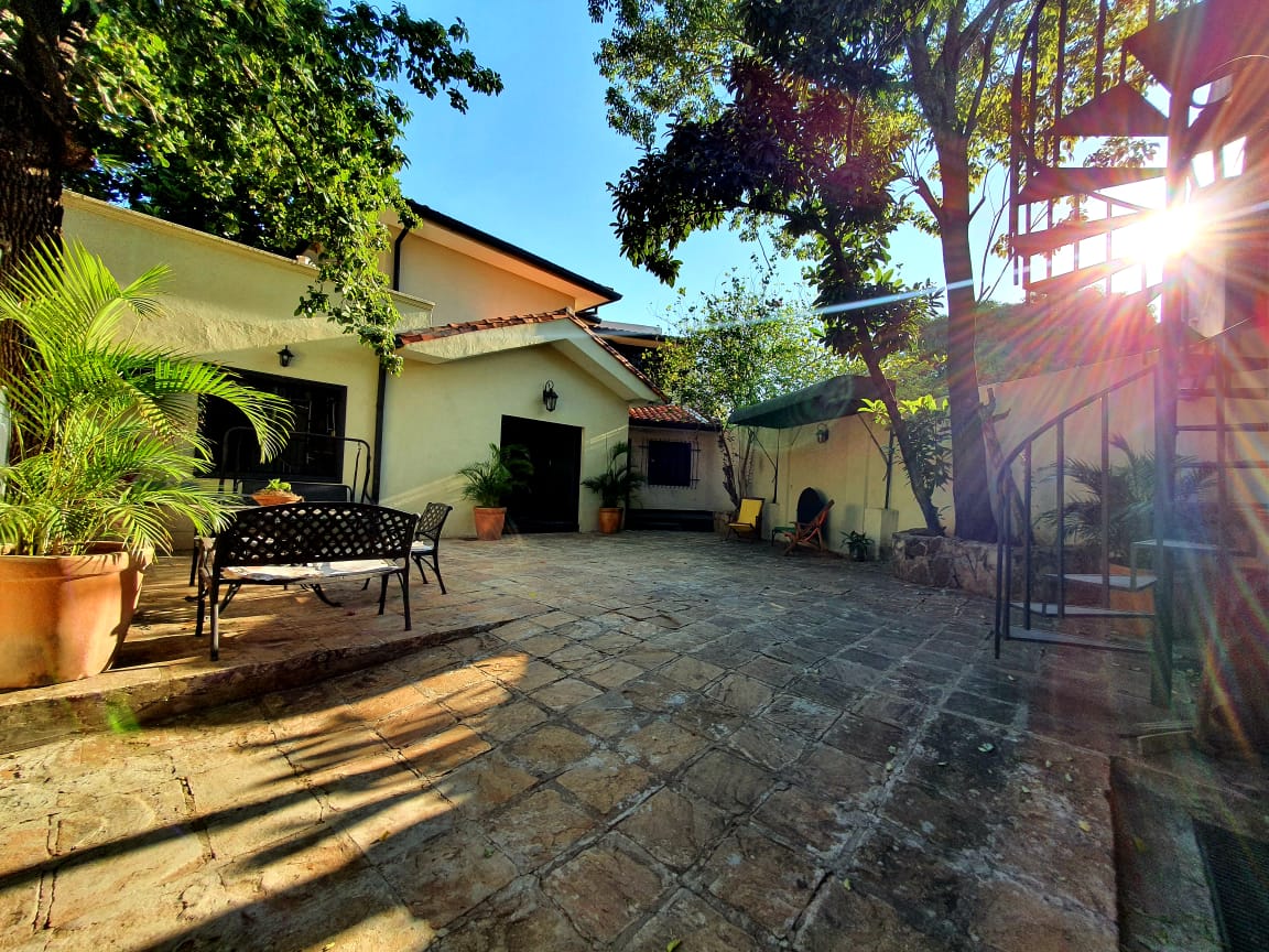 VENDO CASA EN MBURUCUYA. Ref #GCB4C5 - infocasas.com.py