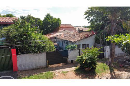 VENDO CASA EN ASUNCION EN EL BARRIO SAN PABLO. Ref #M61C12 - infocasas.com.py