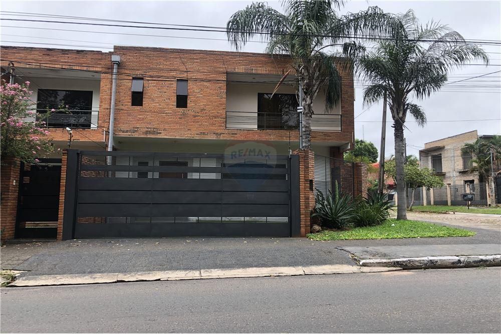 ALQUILO DUPLEX EN LAMBARE SOBRE RIO APA. Ref #L187F2 - infocasas.com.py