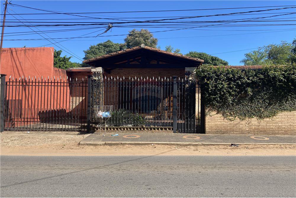ALQUILO AMPLIA CASA EN SAN LORENZO. Ref #FE2987 - infocasas.com.py