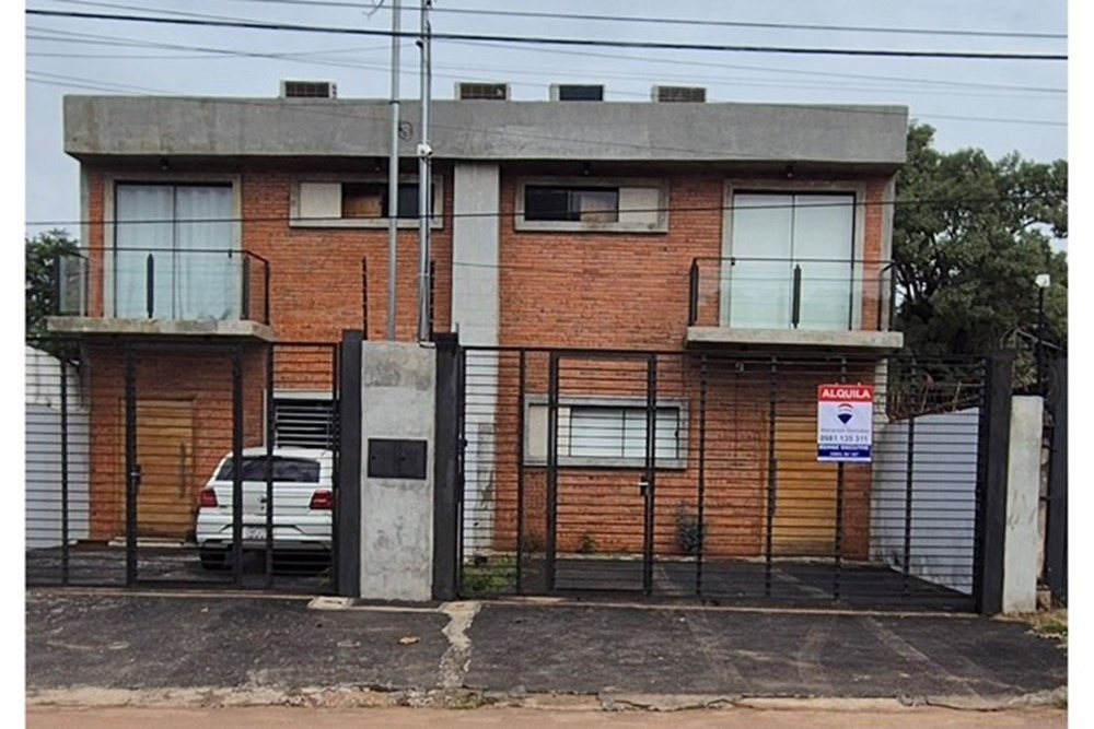 Dúplex en venta Barcequillo, San Lorenzo. Ref #K377EC