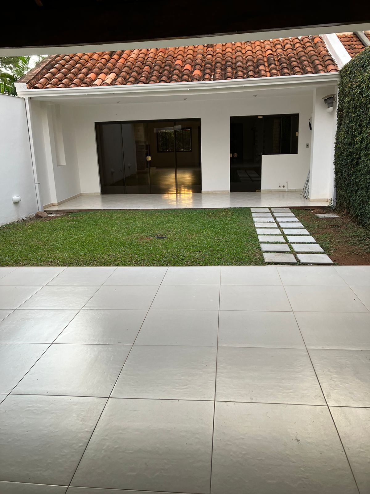 Alquilo duplex amplio mariscal Estigarribia zona Boggiani . Ref #D53748 - infocasas.com.py