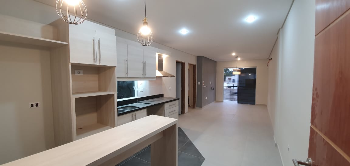 Alquilo Depto.Dos dormit.1 cochera, Bo.B.Caballero. Ref #B9275F