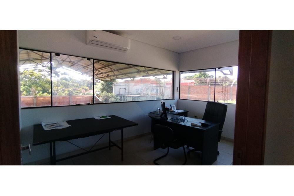 ALQUILO > OFICINAS para EMPRESAS CON AMPLIO TINGLADO. Ref #L21BE6 - infocasas.com.py