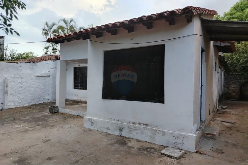 Alquilo Casa en barrio Nazareth. Ref #Q6A1FD