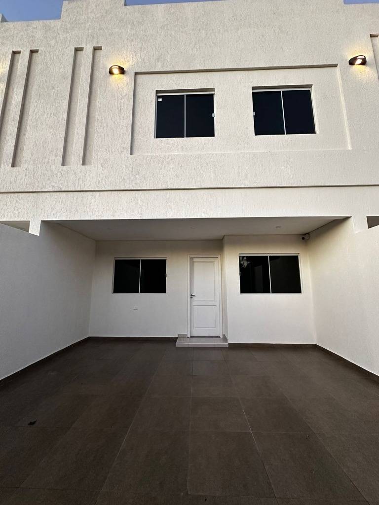 VENDO DUPLEX A ESTRENAR DE 3 DORMITORIOS EN FDO DE LA MORA ZONA NORTE. Ref #S71B05 - infocasas ...