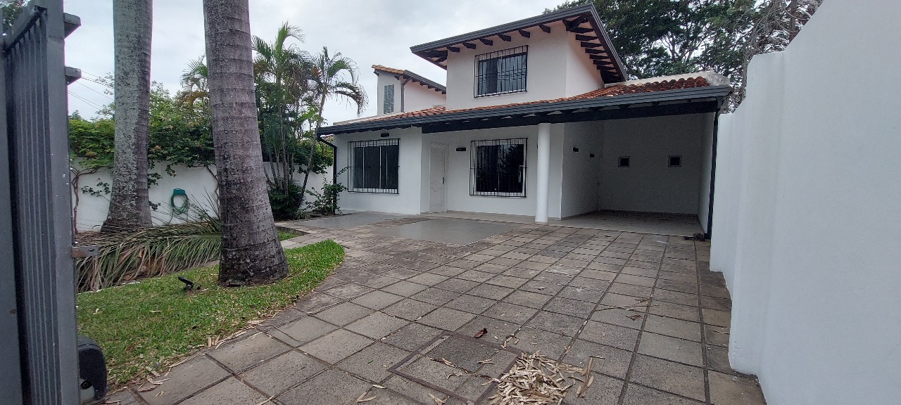 Vendo Hermosa Residencia en VISTA ALEGRE . Ref #J6E348