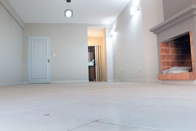 Alquilo Departamento de 3 dormitorios, 2 cocheras y área de Servicio. Ref #AEA92B