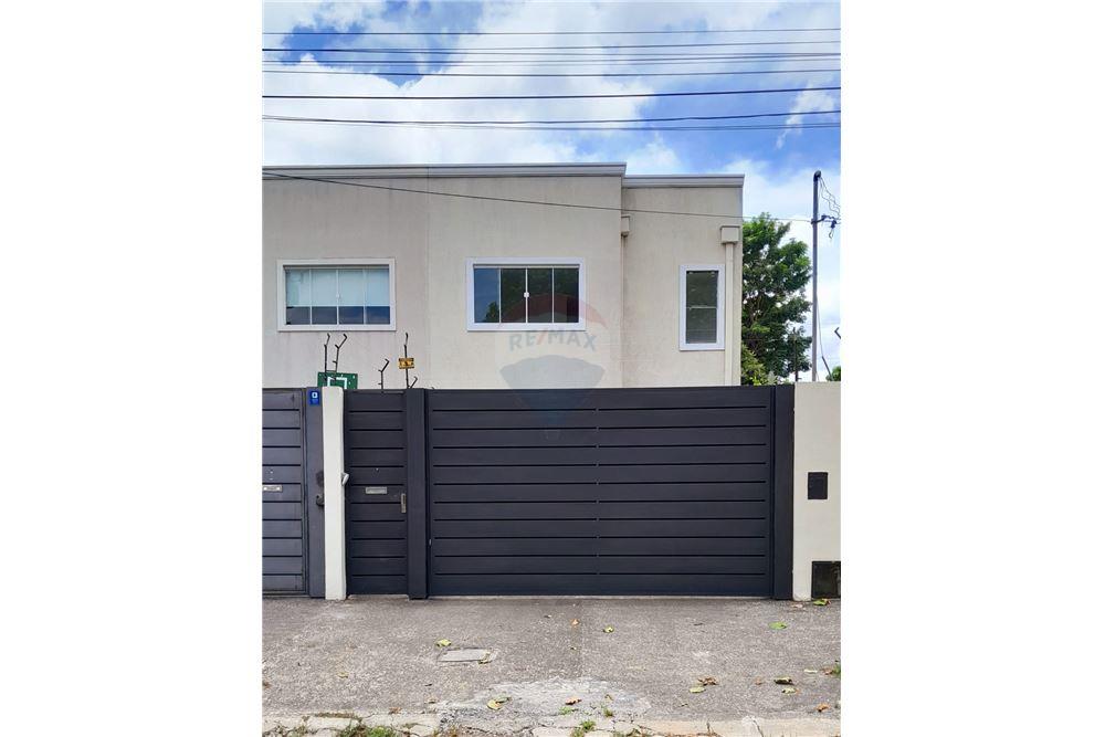 ALQUILO DÚPLEX MINIMALISTA C/ PISCINA Bo STA.MARíA. Ref #S5A542 - infocasas.com.py