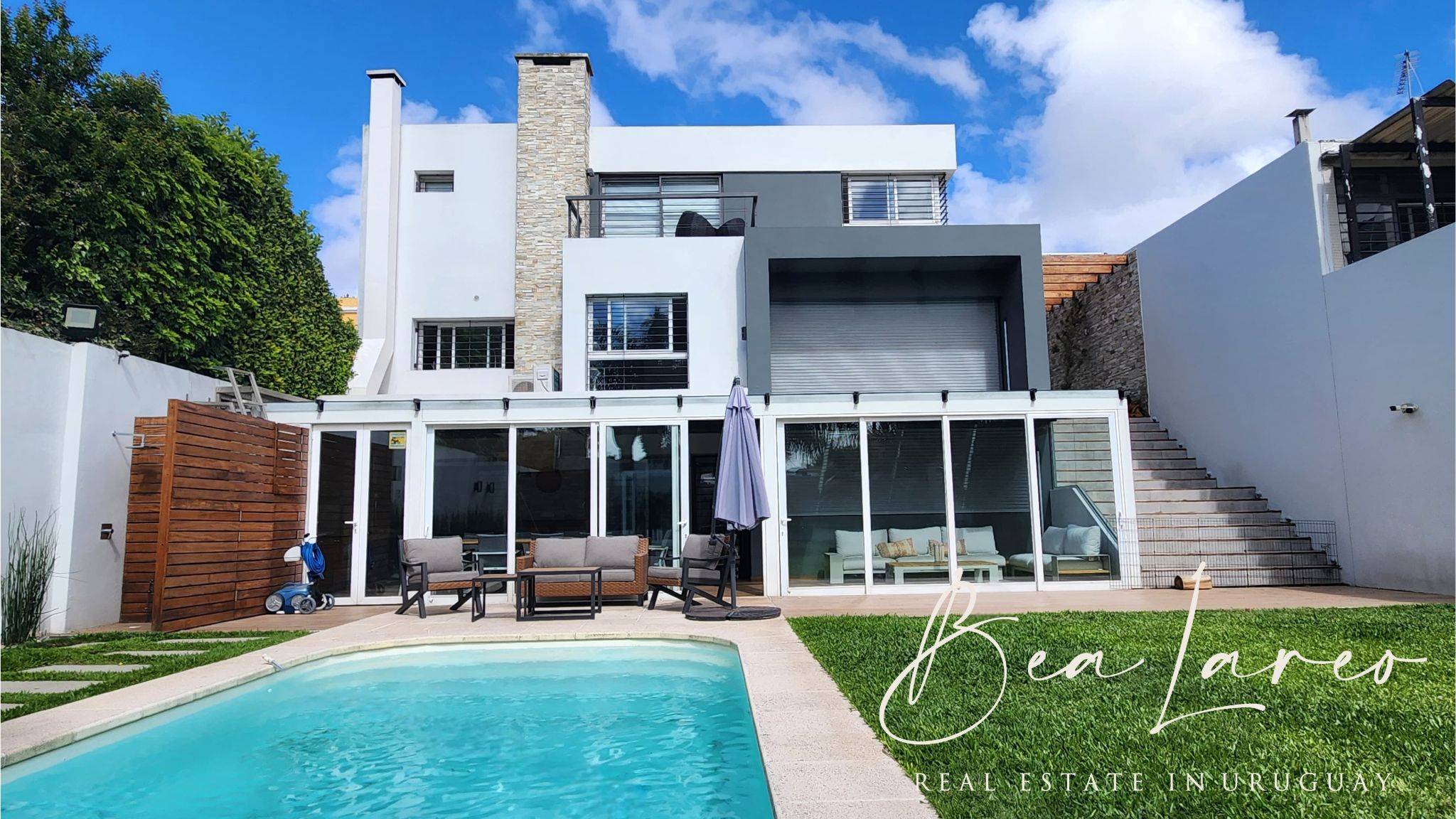 Moderna casa en venta con ubicación privilegiada en Punta Gorda. Ref #J1CC04