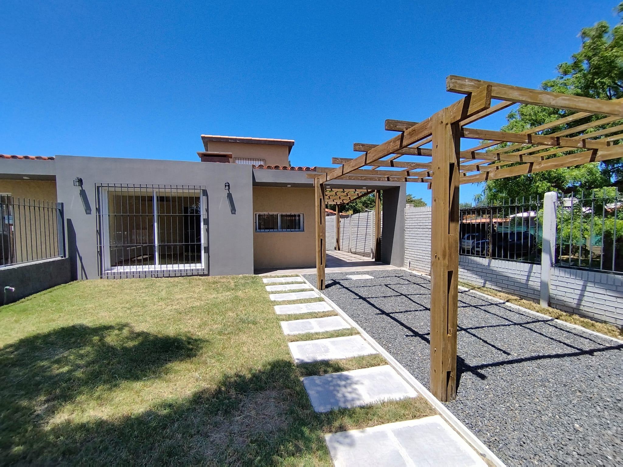 Casa en venta! PH Lagomar sur!. Ref #G87DA0 - infocasas.com.uy