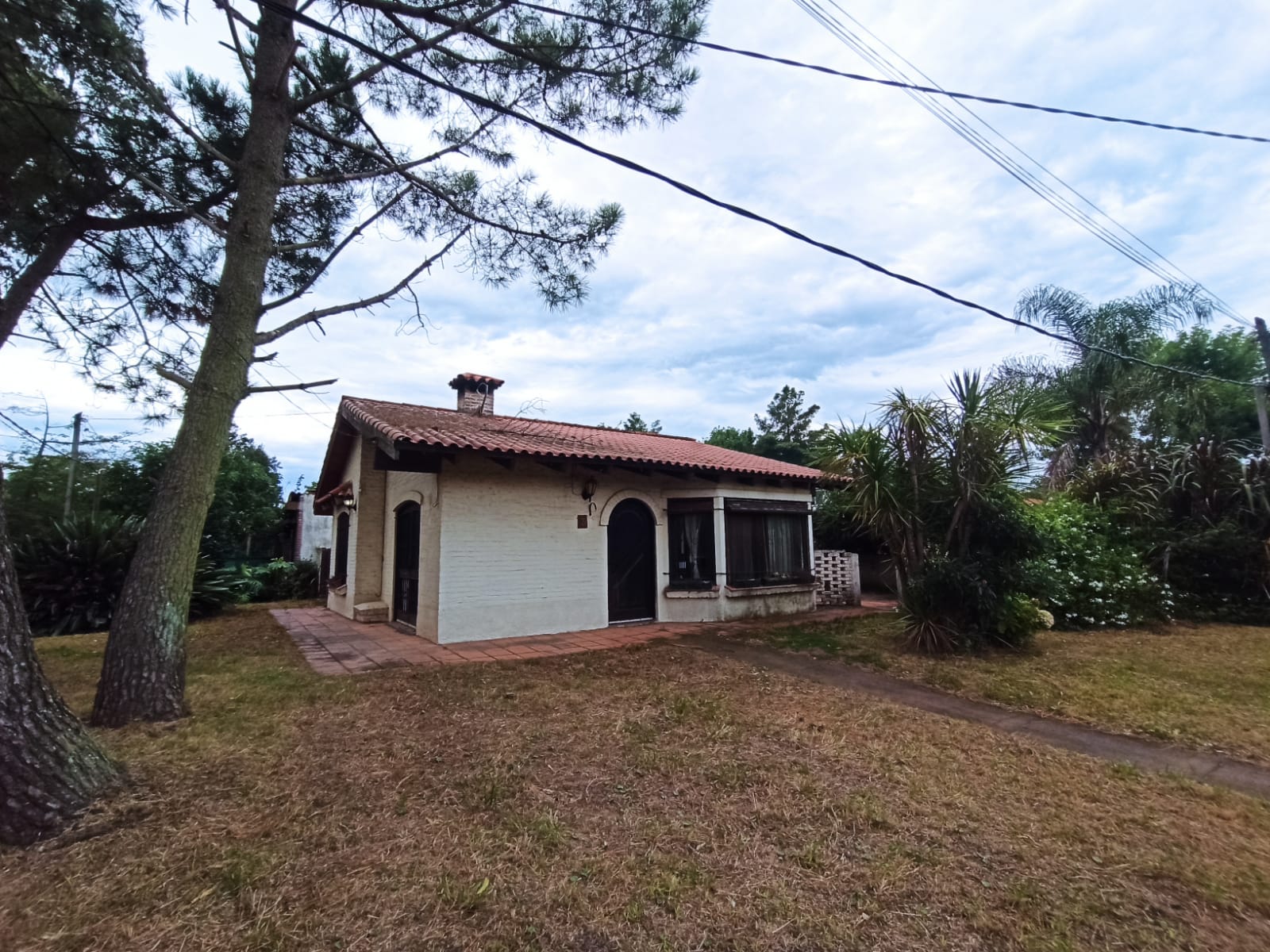 Casa Ph A La Venta En Atlantida Sur | Esquina 1 Dorm + Apto . Ref #T6E56D - infocasas.com.uy