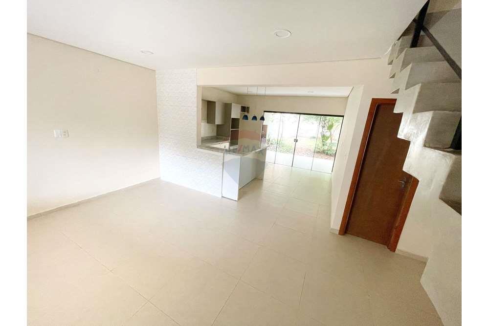 Dúplex en venta - Barrio Hipódromo. Ref #F70BA8