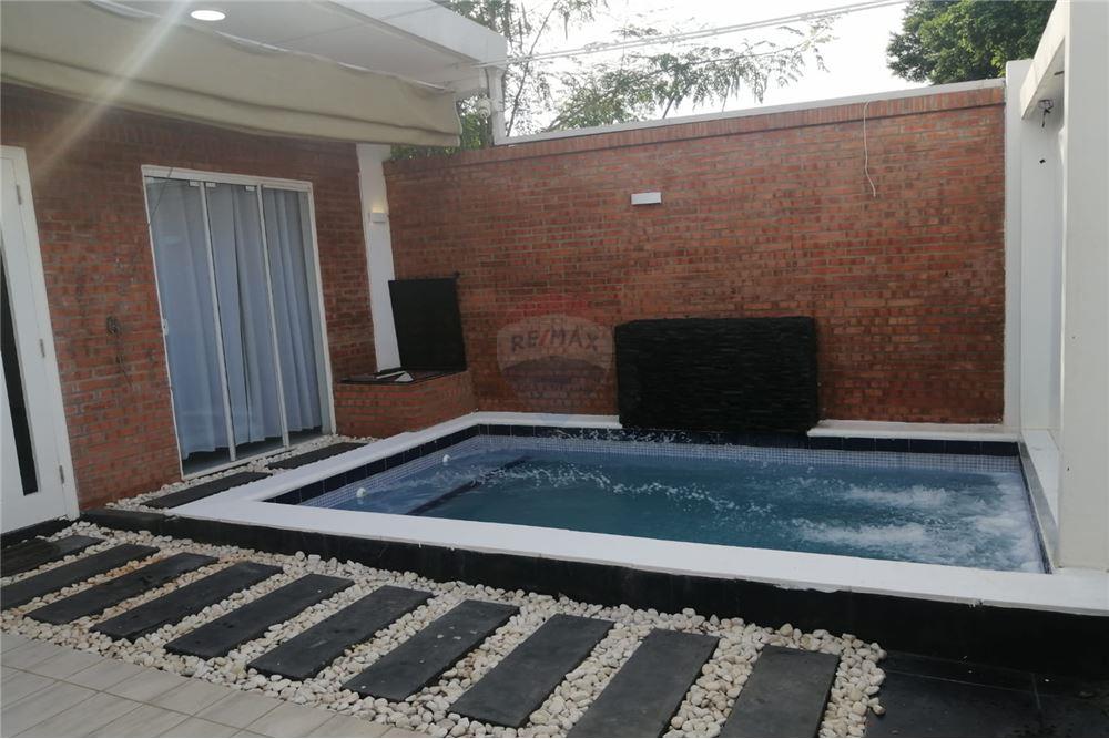 Alquilo casa con piscina en ZONA SALEMMA S.Lorenzo. Ref #PB6A67 - infocasas.com.py