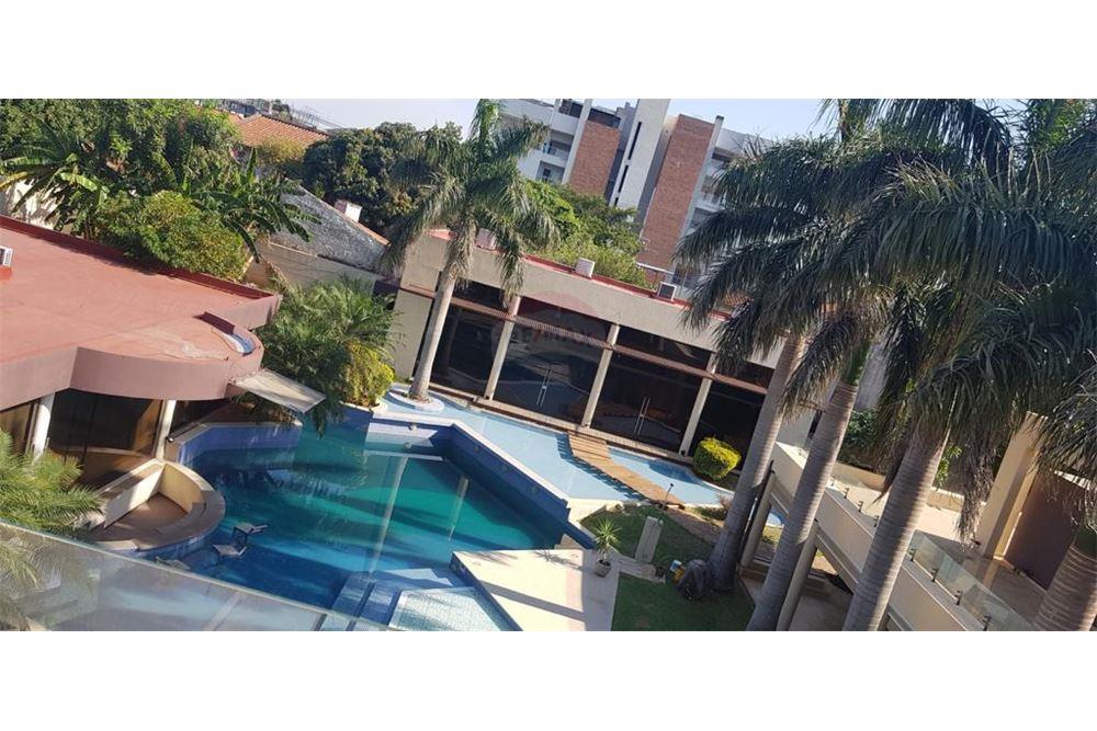 ALQUILO IMPONENTE RESIDENCIA EN EL BO.LOS LAURELES. Ref #HF96A9 - infocasas.com.py