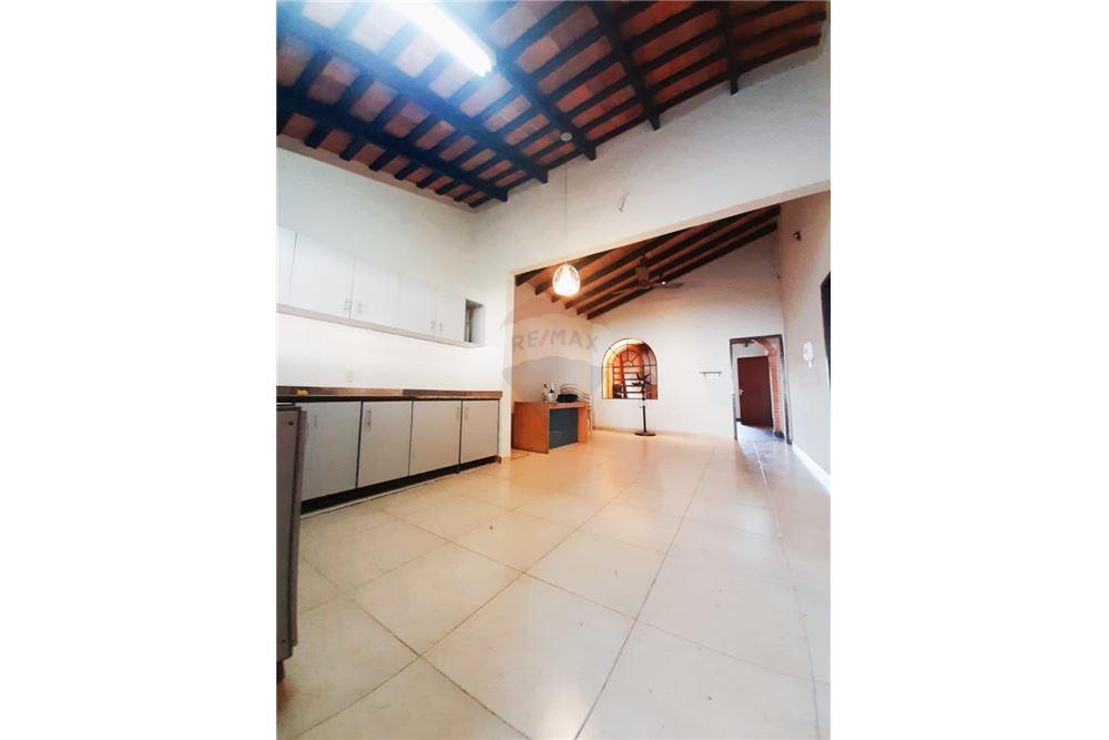 ALQUILO DEPARTAMENTO EN BARRIO JARA. Ref #M5AF9A