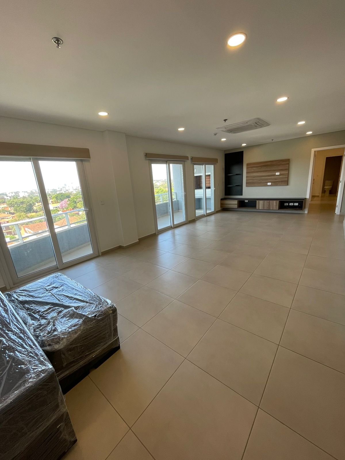 ALQUILO DPTO, 3 DORM, ÁREA DE SERV, A ESTRENAR, BARRIO JARA Z/ BRASILIA. Ref #I6556E - infocasas ...