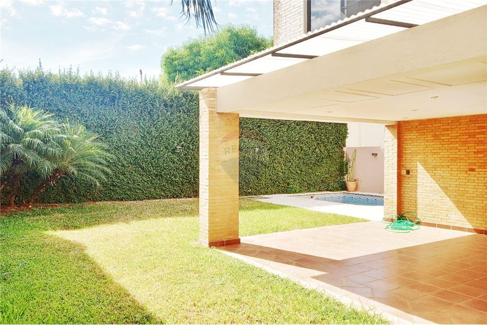 VENDO casa en Barrio Cerrado Las Piedras Luque. Ref #N176E6 - infocasas.com.py