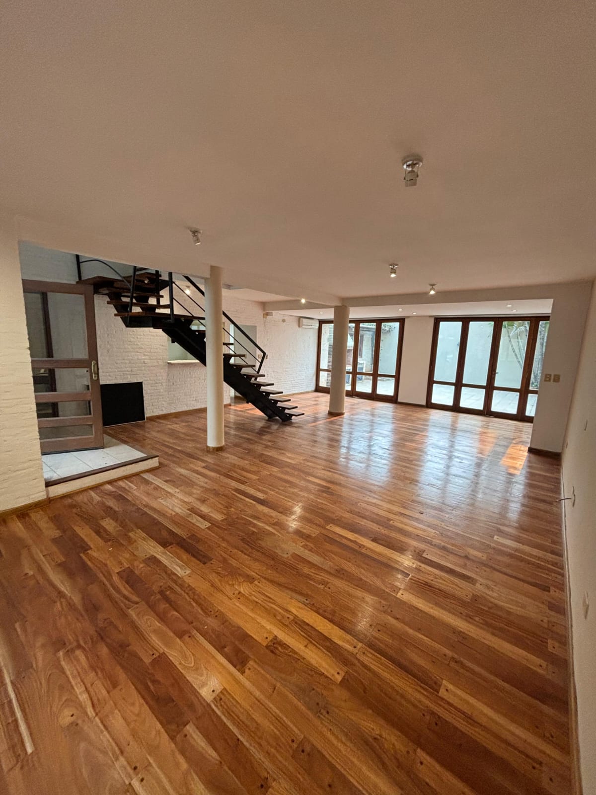 #Alquilo Casa Condominio Cerrado en San Lorenzo barrio san Miguel.. Ref #R98DE7 - infocasas.com.py