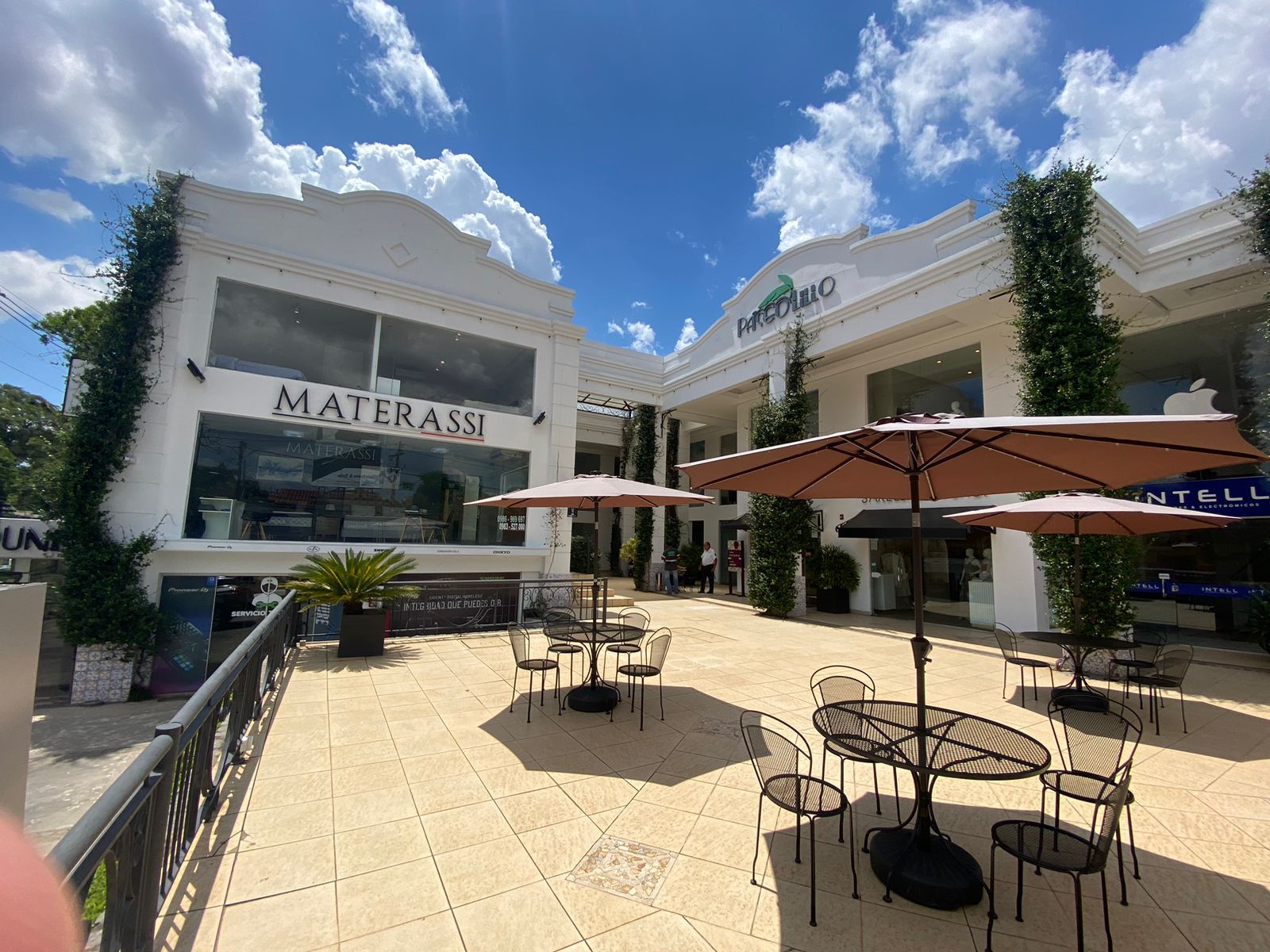 SALON COMERCIAL - PASEO LILLO - VILLA MORRA. Ref #B1AA2F - infocasas.com.py