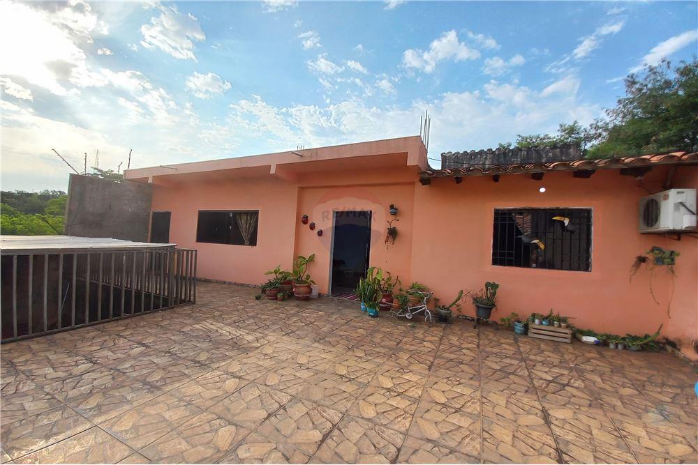 VENDO AMPLIA CASA EN FDO. DE LA MORA - ZONA SUR. Ref #PAB482 - infocasas.com.py