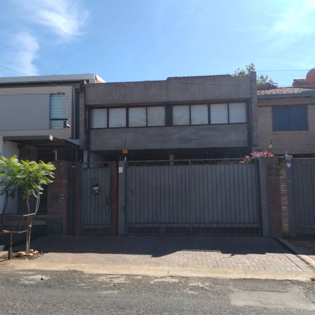 CASA EN VENTA BARRIO VILLA AURELIA. Ref #K4B872 - infocasas.com.py