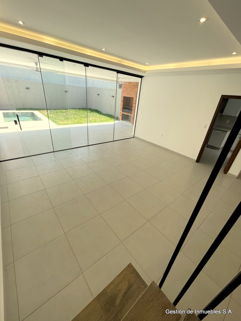 ALQUILO A ESTRENAR - DUPLEX SUPER PREMIUM ZONA CONMEBOL A30-02-3. Ref #W42BF5 - infocasas.com.py