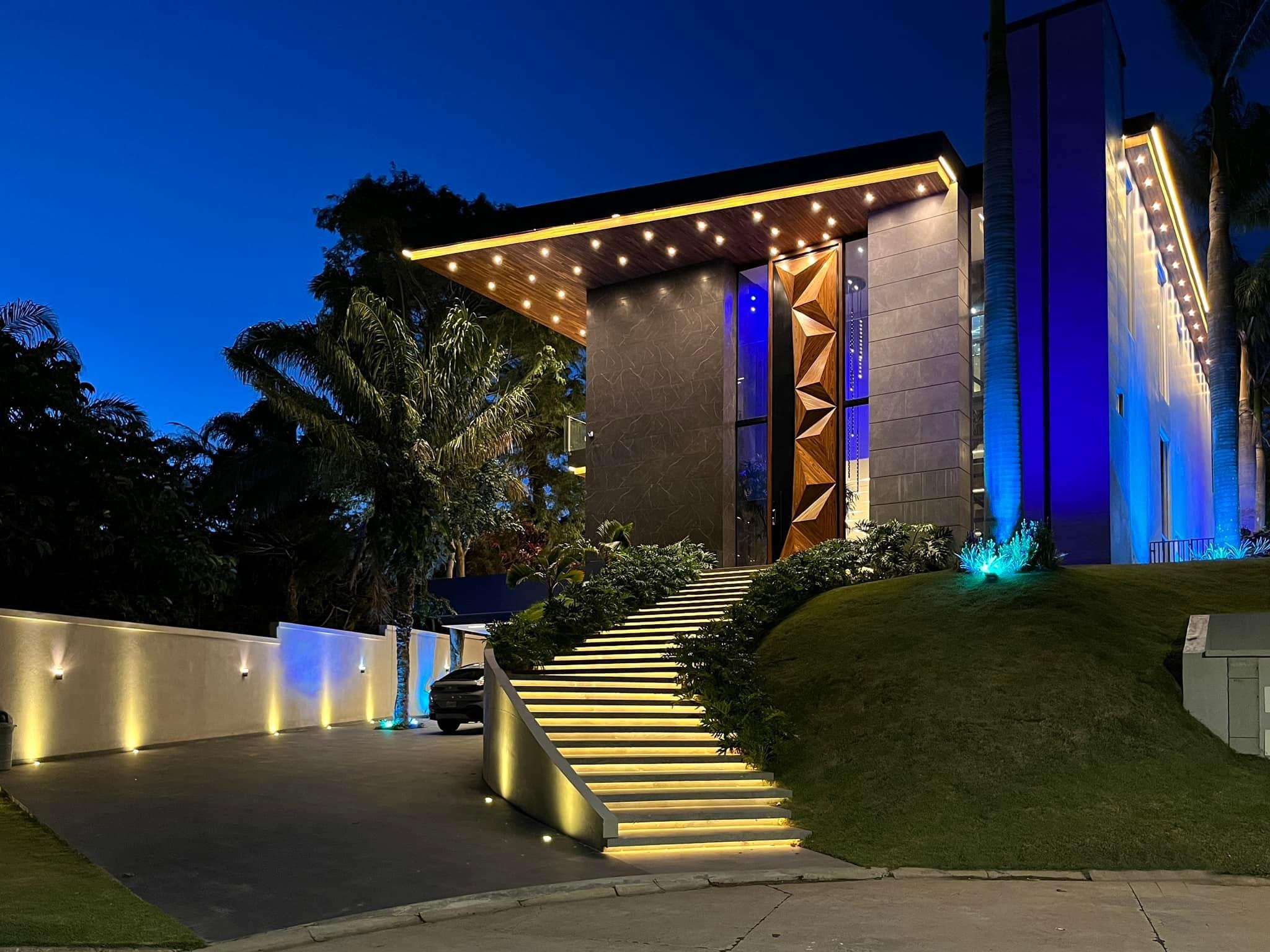 MANSIÓN LUJOSA Y EXCLUSIVA EN VENTA. Ref #Z1CCDB