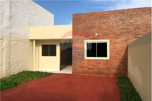 Alquilo Dúplex a estrenar a dos cuadras de la ruta Limpio - Luque.. Ref #SA116E - infocasas.com.py