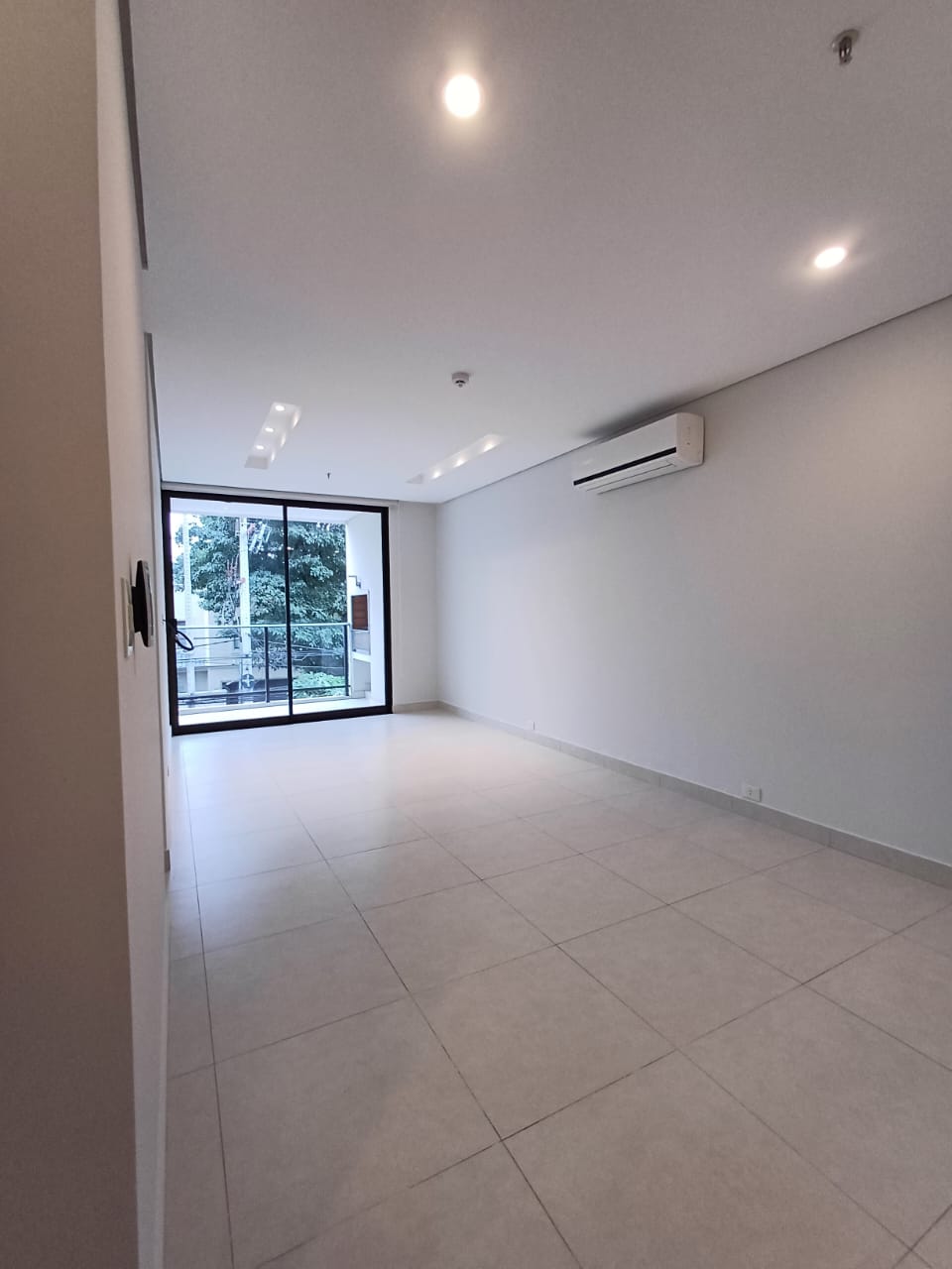 ALQUILO UN HERMOSO DPTO.Barrio Mburucuya. Zona CCP. Ref #N2A7A4 - infocasas.com.py