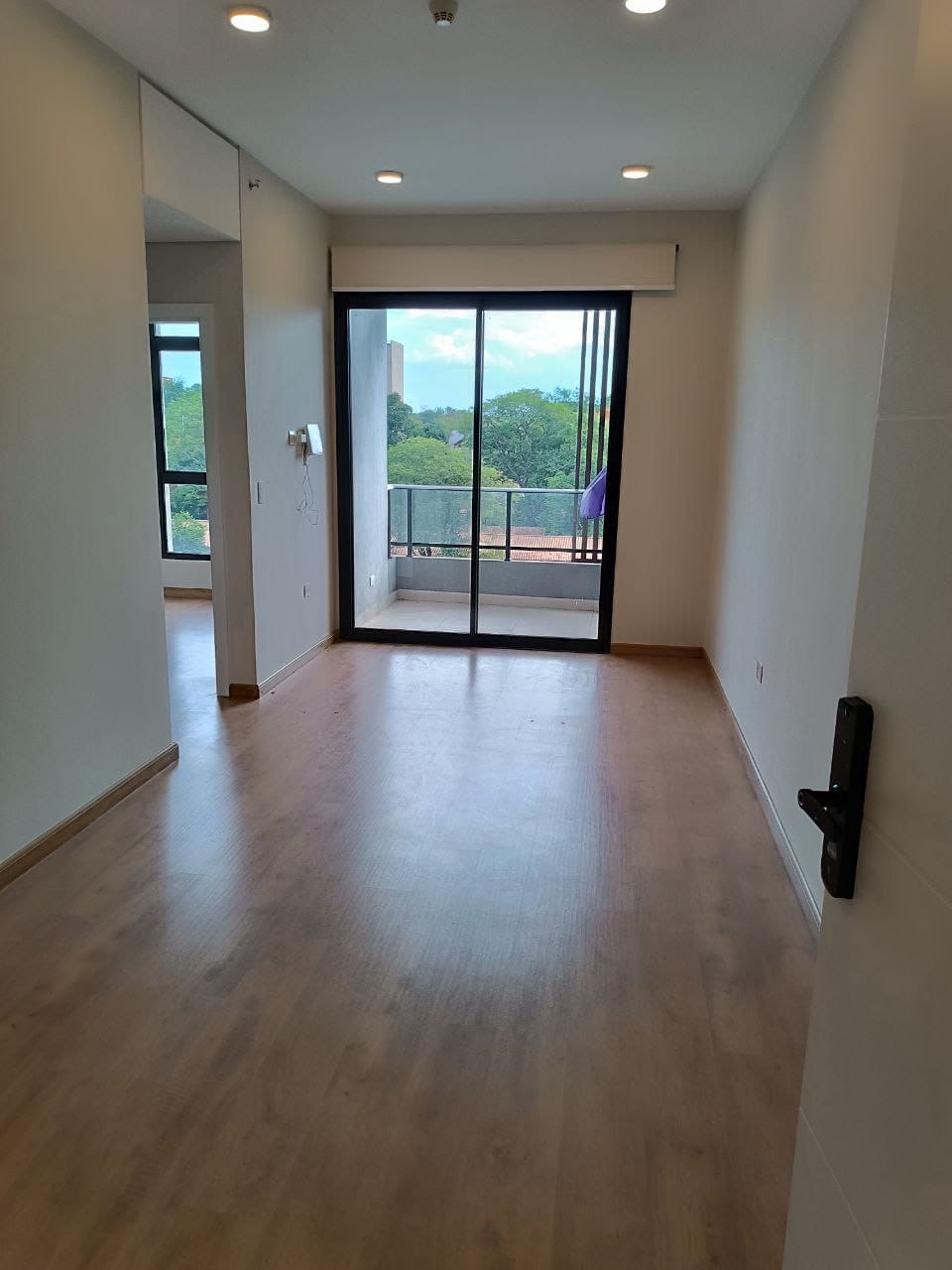 ALQUILO DEPARTAMENTO A ESTRENAR ZONA SHOPPING MARISCAL. Ref #S3EC53 - infocasas.com.py