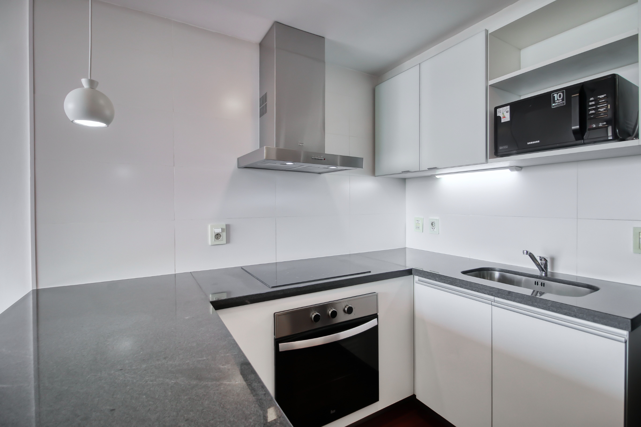 DPTO 2 HAB. EN EDIFICIO SKYTOWER. Ref #NB2616 - infocasas.com.py