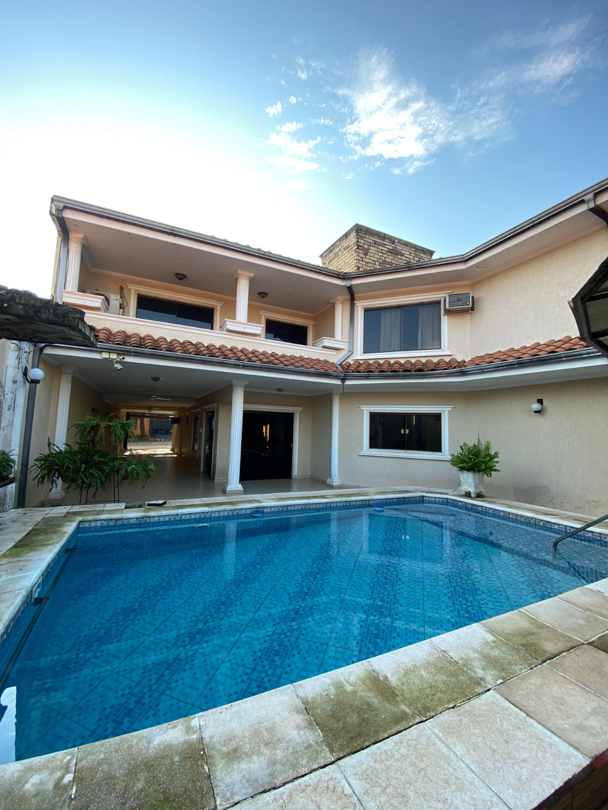 ALQUILO HERMOSA CASA EN BARRIO SAN PABLO. Ref #LD6E3A - infocasas.com.py