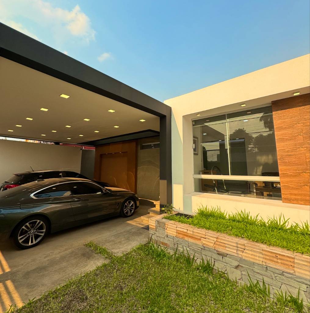 ALQUILO Moderna casa de 3 dormitorios en Lambare. Ref #HBE8F0 - infocasas.com.py